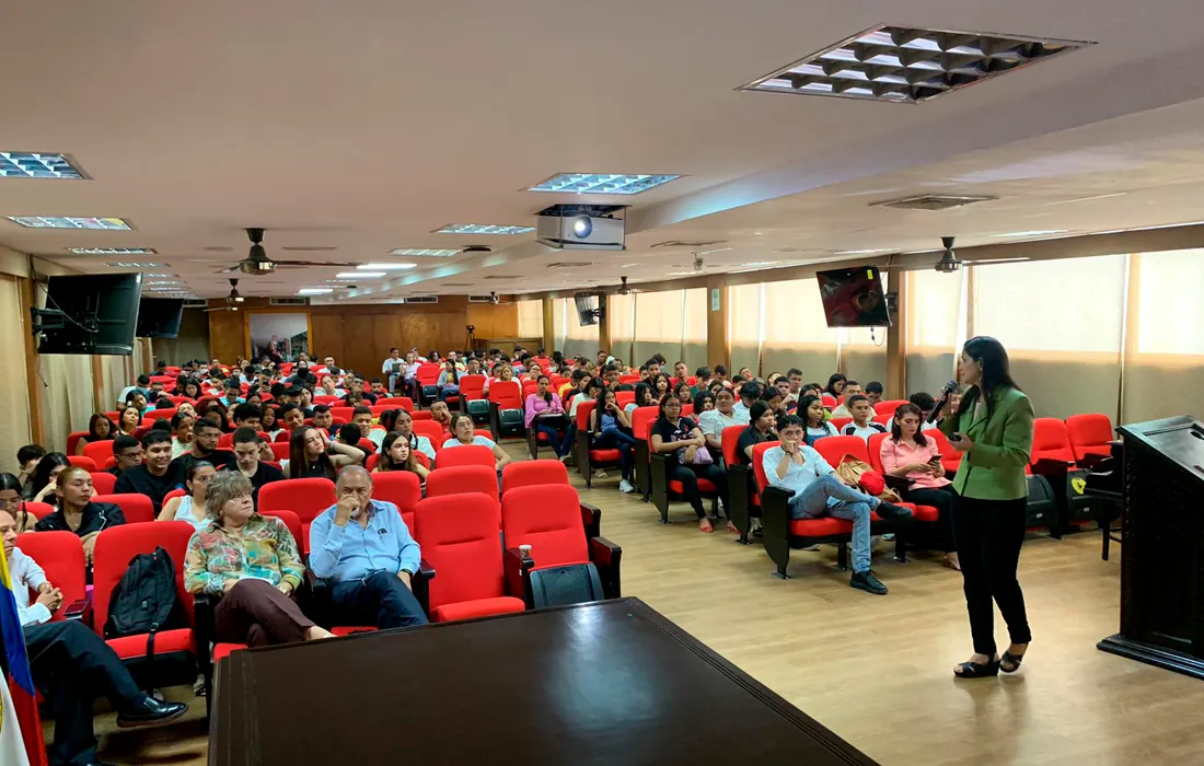 El Laboratorio de Logística y Mercadeo, un modelo de aprendizaje ...